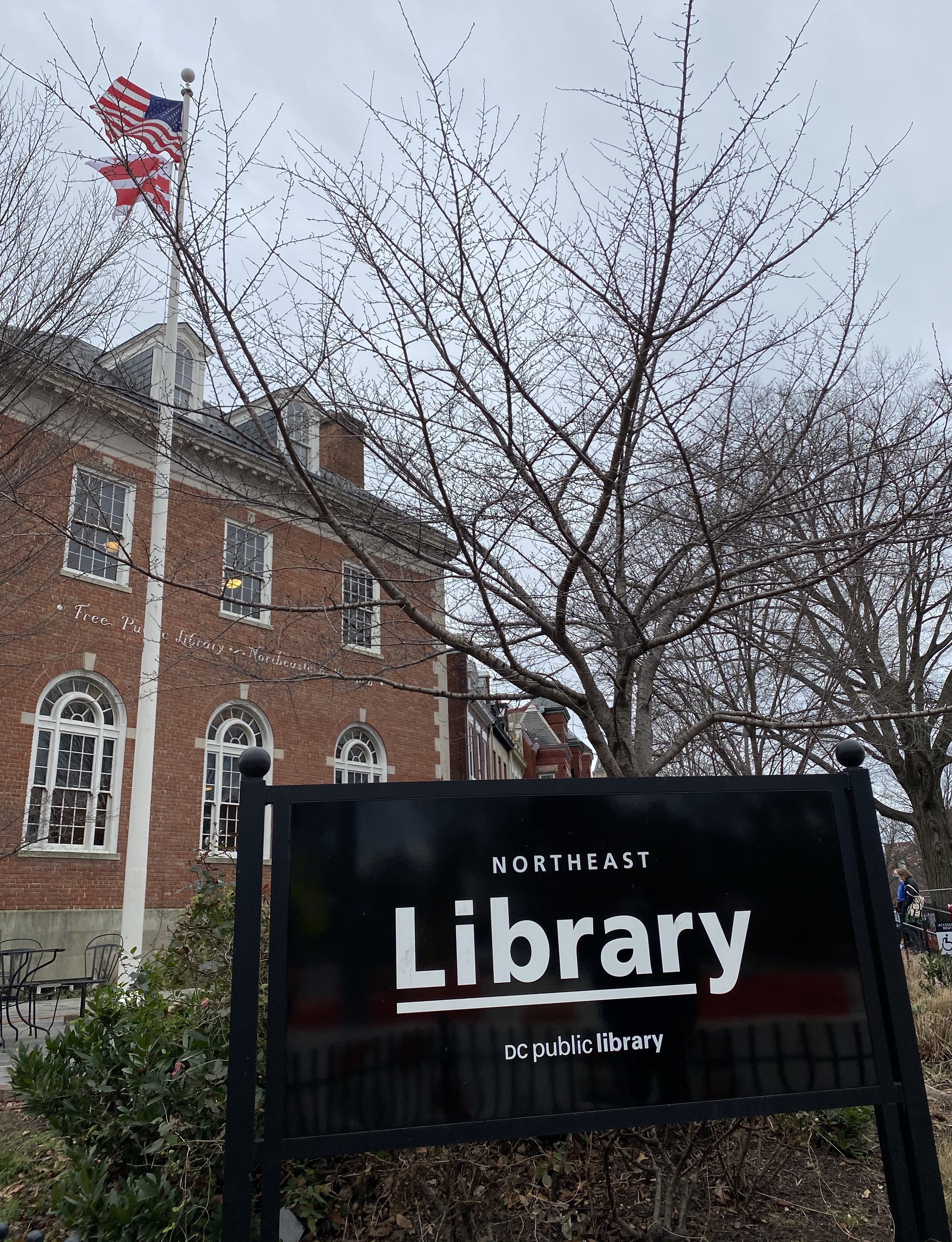 Locations Hub - Northeast Neighborhood Library